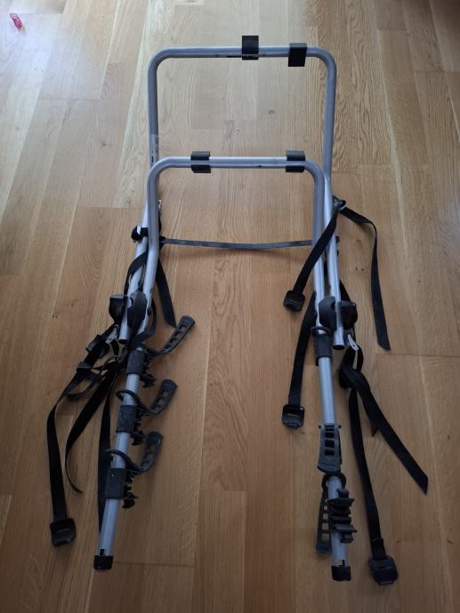 Thule Freeway 968 nosač za stražnja vrata za 3 bicikla