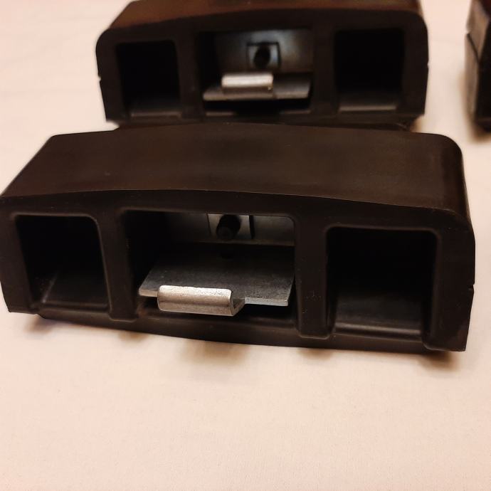 THULE KIT 3095 / 183095 SUZUKI SWIFT 2010 - 2017 g.