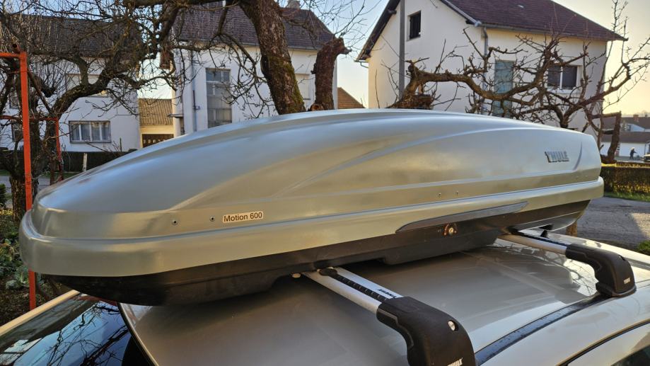 Thule krovna kutija Motion 600