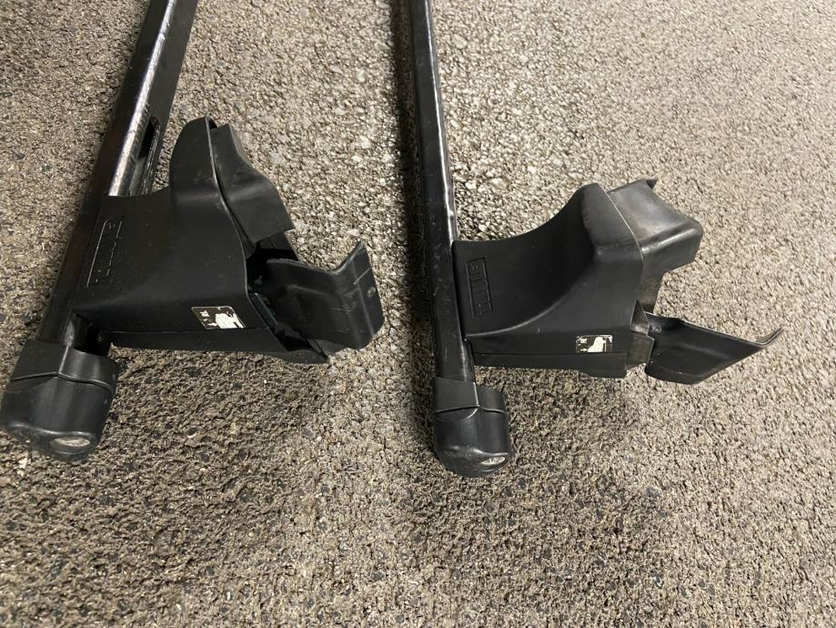 Thule krovni nosači Opel Insignia 2010