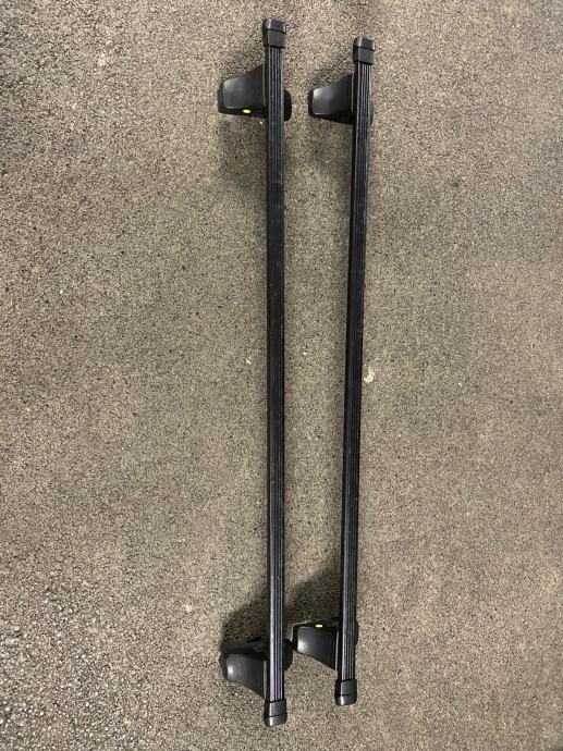 Thule krovni nosači Opel Insignia 2010