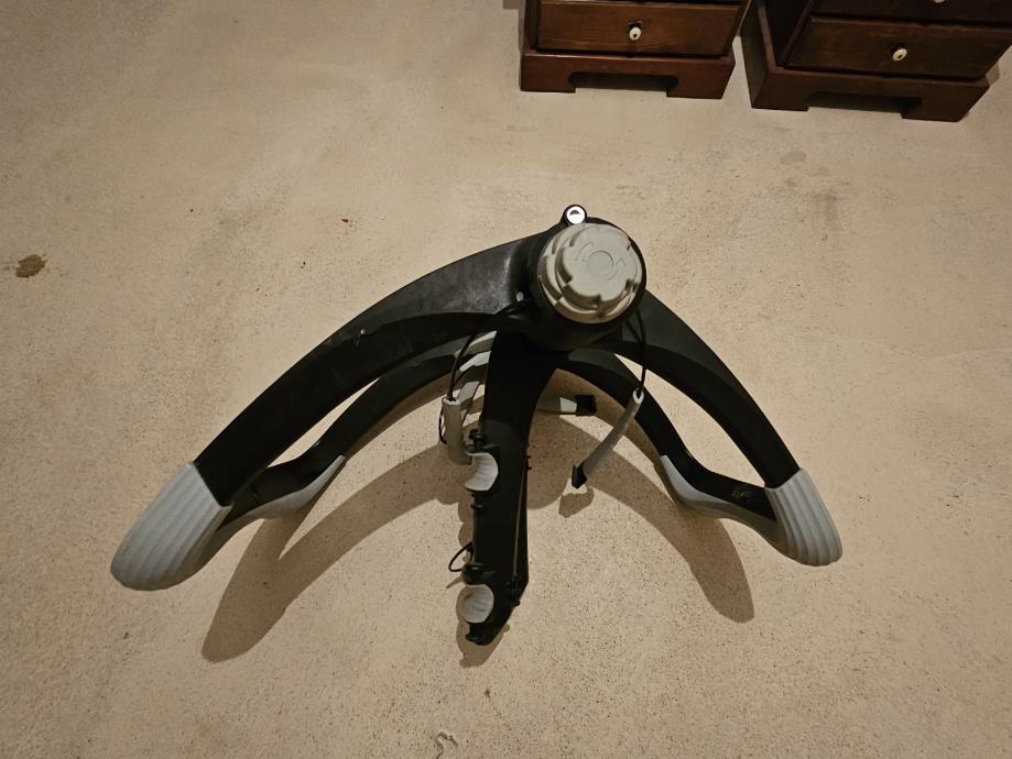 Thule RaceWay 991 nosač bicikla za stražnja vrata, za 2 bici