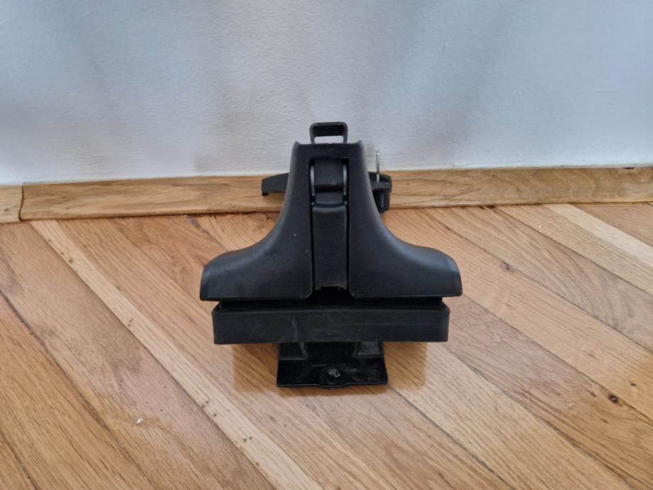 THULE Rapid System 754 + Kit 1778 (VW Passat B8)