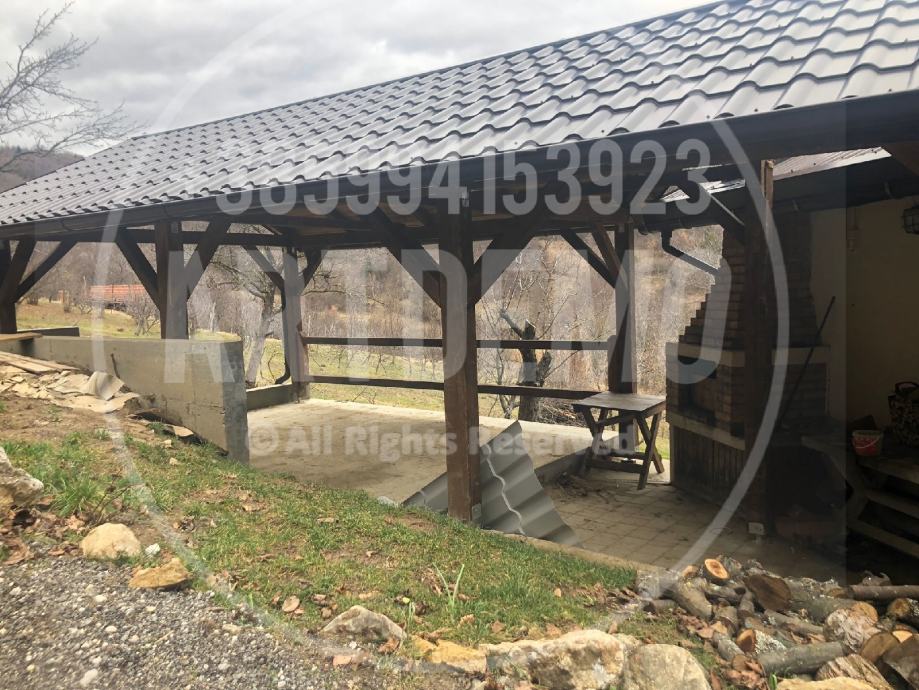 IZRADA DRVENIH I METALNIH NADSTREŠNICA I SJENICA PO MJERI