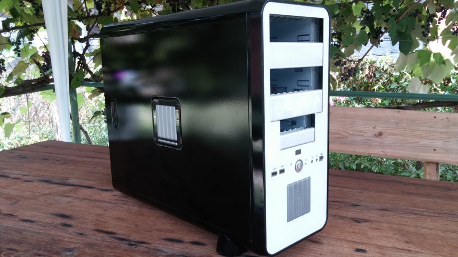 Kućište za PC / Računalo _________ Sisak - Zagreb