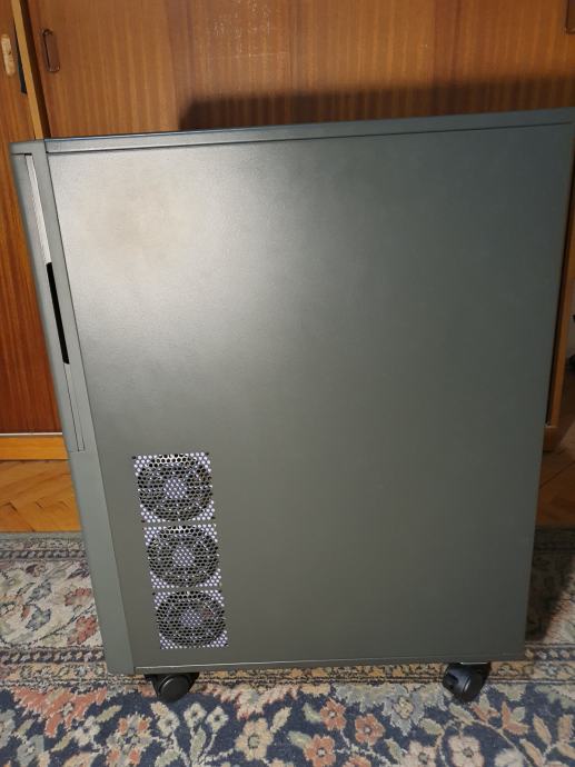 CHIEFTEC Big Tower Bravo BA-01B-B-B