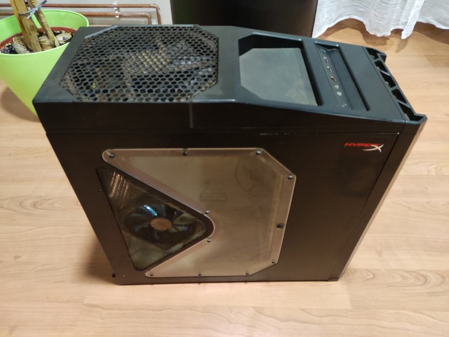 Kučište Antec 900 midi tower