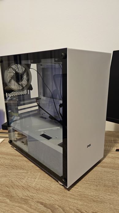 Kućište MS Fighter S301, Midi tower, kaljeno staklo, s 3 crvena fana