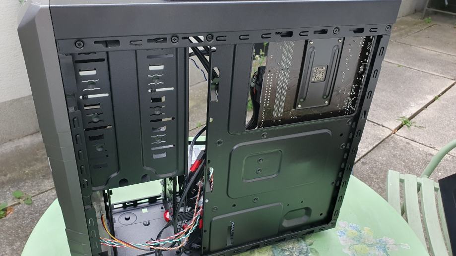 Kućište SilverStone RL01