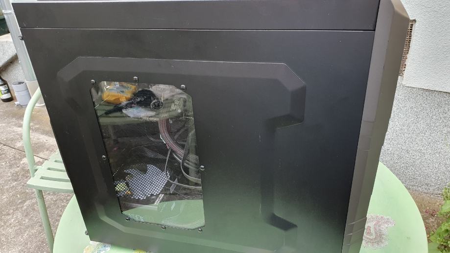 Kućište SilverStone RL01