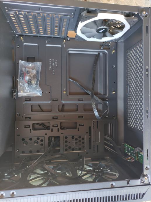 Kućište MS Armor V700