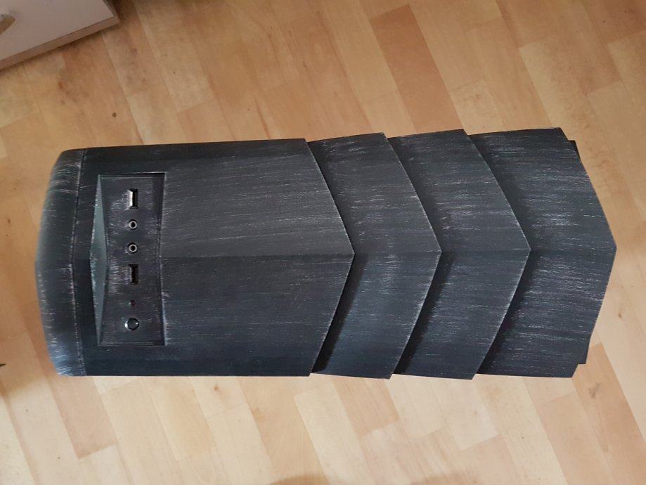 MS MINOTAUR gaming kućište(SAMO KUČIŠTE ) HITNO!!ZADNJA CIJENA