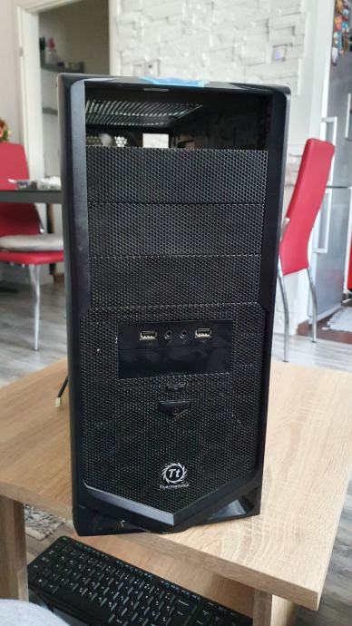 thermaltake mid tower case