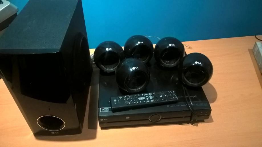 Kućno kino LG HT304SU