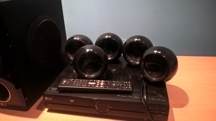 Kućno kino LG HT304SU