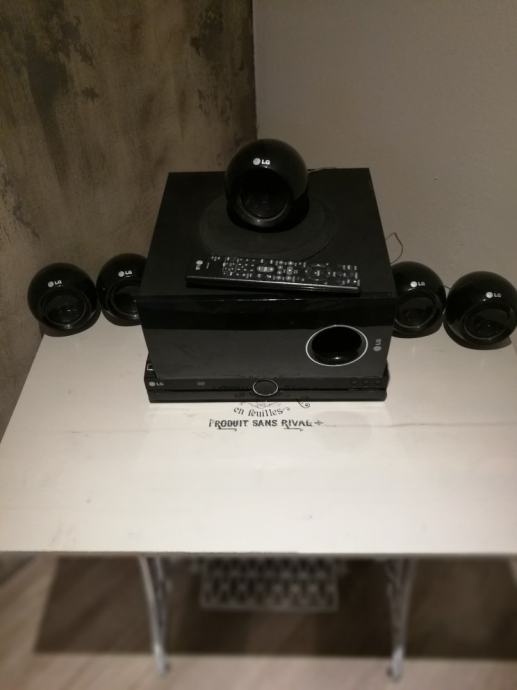 Kucno kino LG HT304SU