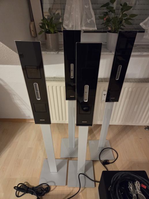 Philips SW9800 -REZERVIRANO-