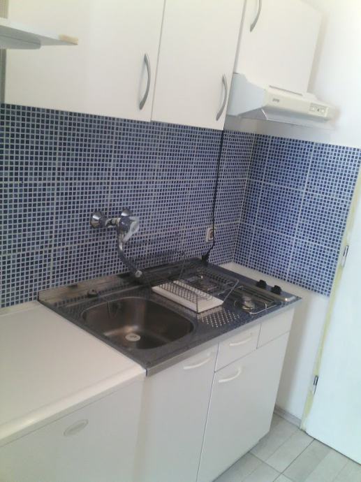 Prodajem! Mini kuhinja, sudoper, napa Gorenje, plinska boca
