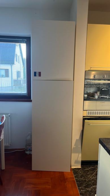 Veliki kuhinjski ormar