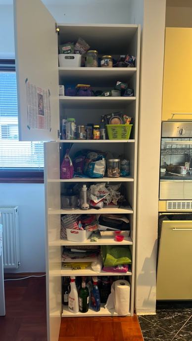 Veliki kuhinjski ormar