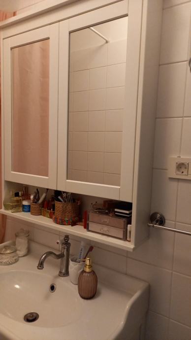 Hemnes element ikea - kupaonski ormaric i ogledalo