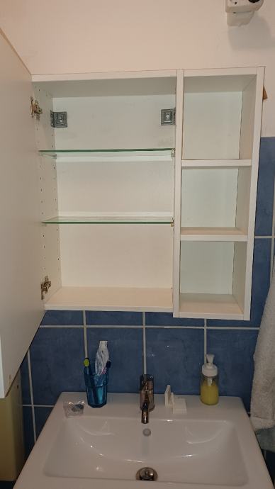 Kupaonski ormarić IKEA
