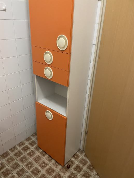 Kupaonski ormaric Kolpasan s kosarom za prljavu robu