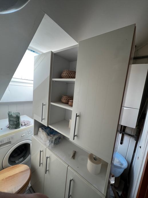 Kupaonski ormaric poklanjam