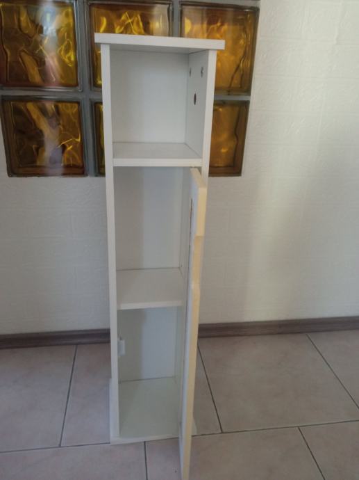 Kupaonski ormarić prodajem