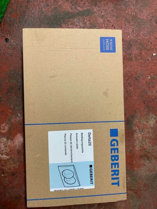 Geberit tipke zapakirano