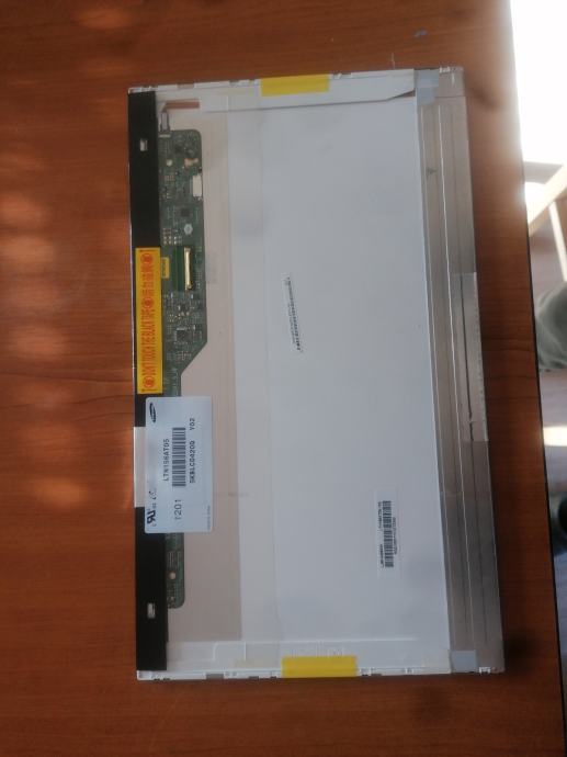 Samsung lcd 15,6 LTN156AT05 YO2