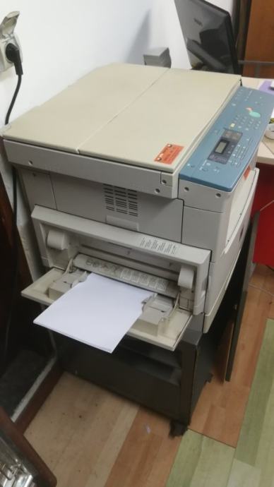 Kopirni stroj - Canon IR1600