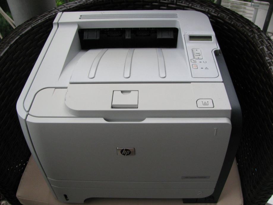 HP LaserJet P2055d (laserski printer printa do 35 stranica u minuti)