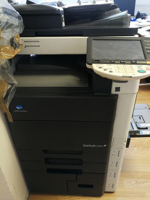 Konica Minolta bizhub C451 - neispravan