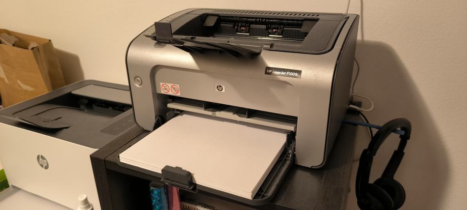 Laserski pisač HP LaserJet P1009, crno-bijeli
