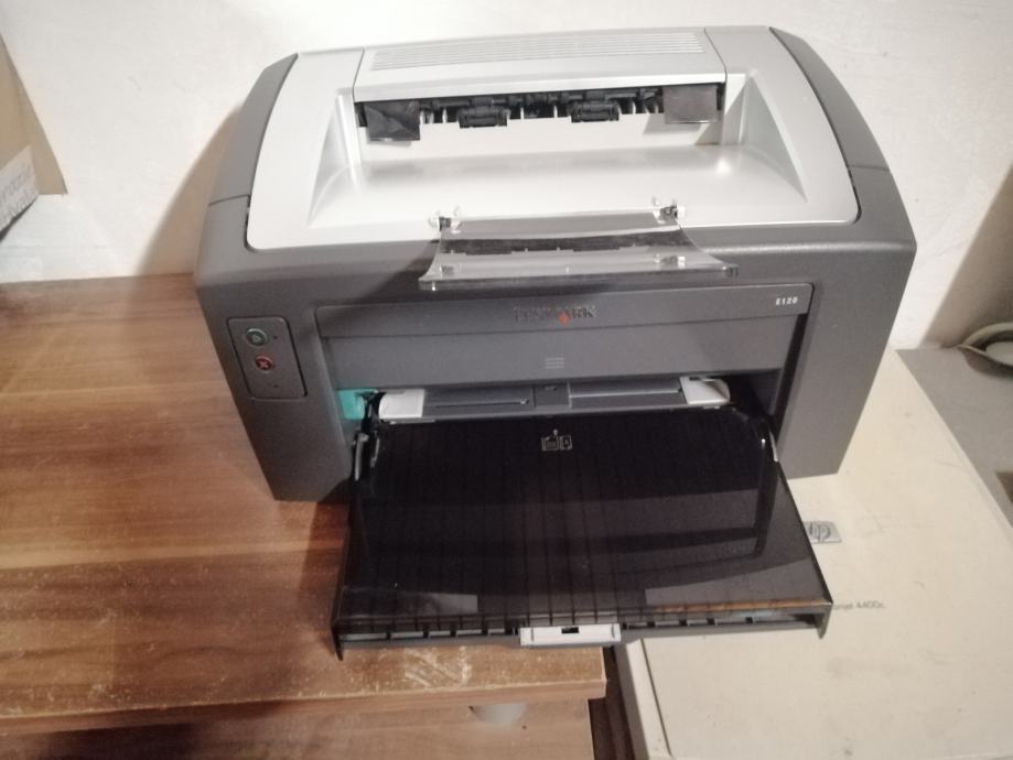 Laserski printer Lexmark E120