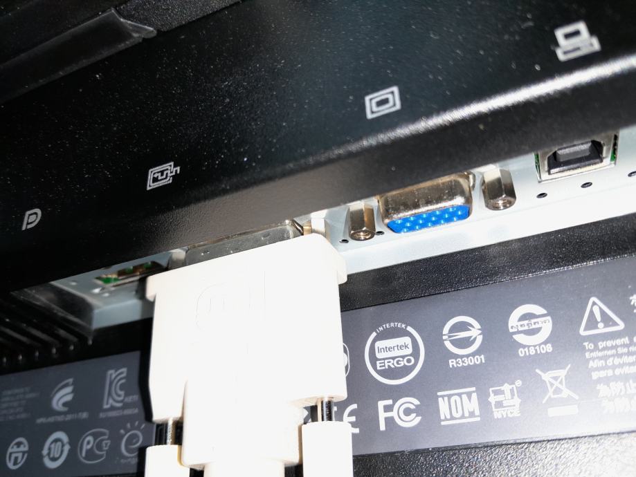 24 HP ZR24w 1920x1200 LCD podesivi monitor