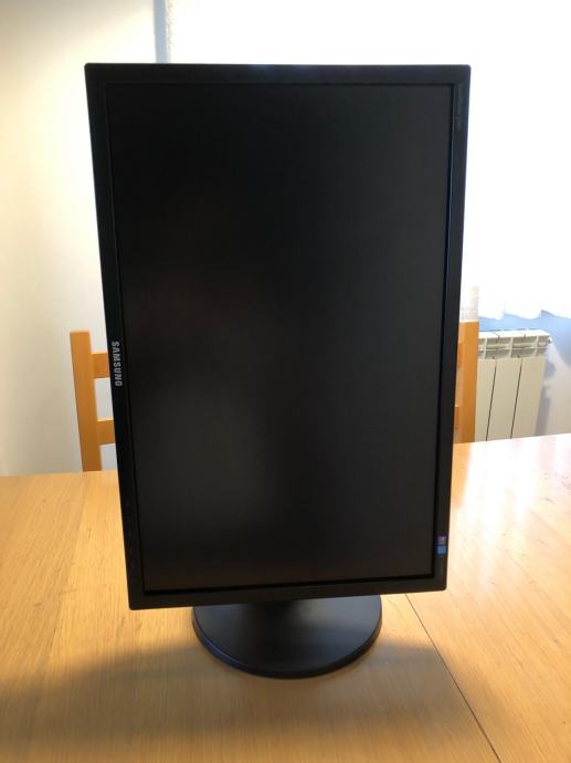 24 Samsung FullHD SyncMaster 2443 Monitor Display