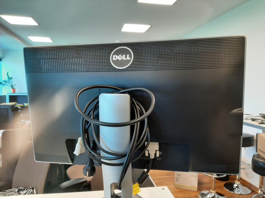 (37) Monitor Dell U2713HMt