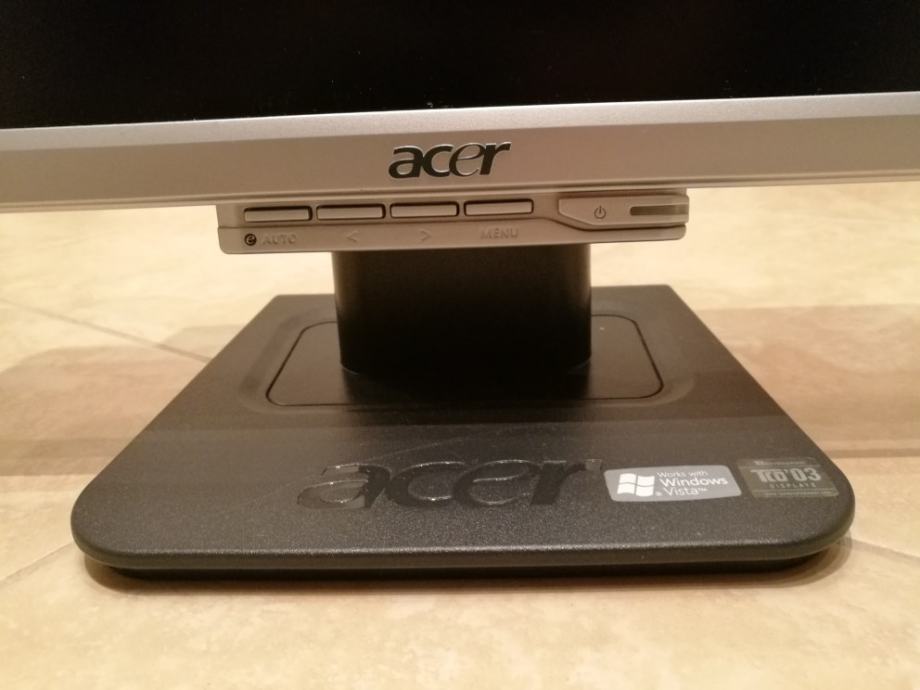 PRODANO!!! ACER AL1716 LCD TFT MONITOR