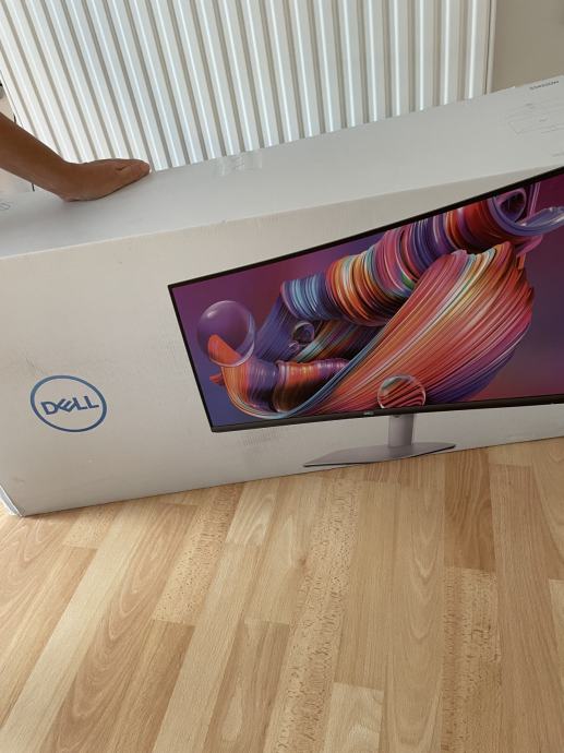 Dell 34 Inch Ultrawide WQHD Curved monitor