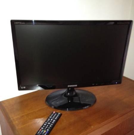 LED full hd HDTV monitor i tv u jednom Samsung Syncmaster Novo