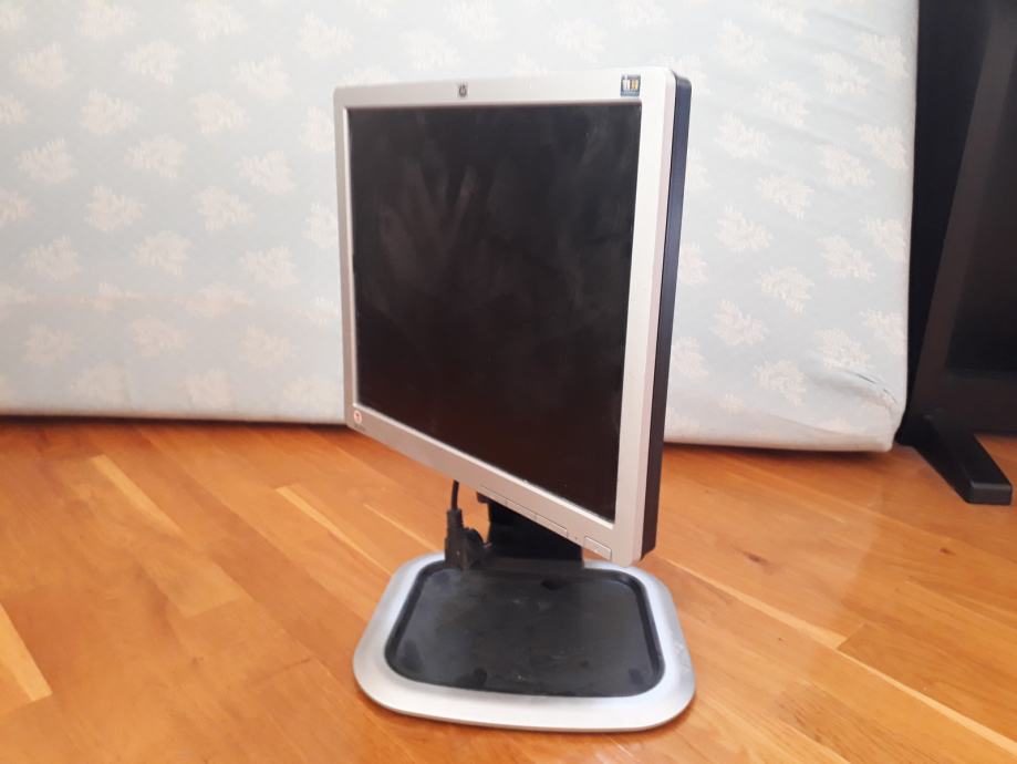 HP L1750 rotirajući monitor