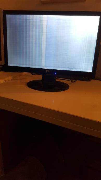 HP S2231a Monitor 21.5 - neispravan/za dijelove