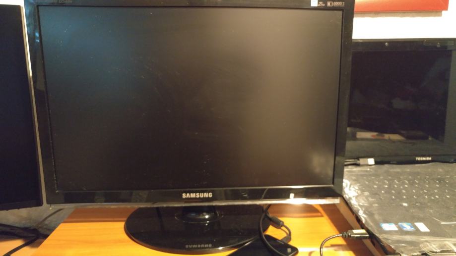 LCD Samsung 2253BW