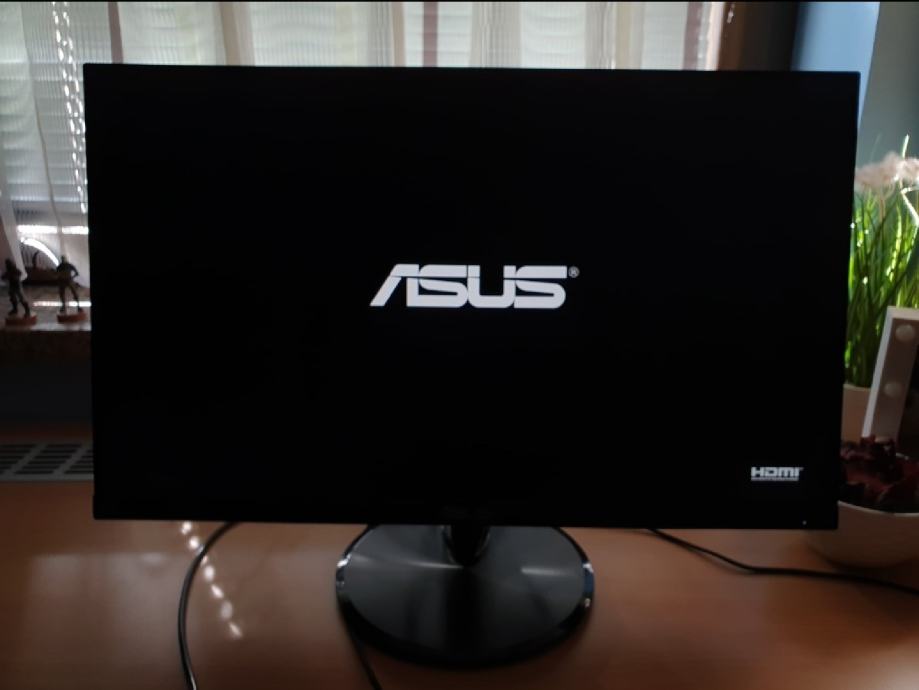 Monitor Asus 23.8 Gaming 144Hz