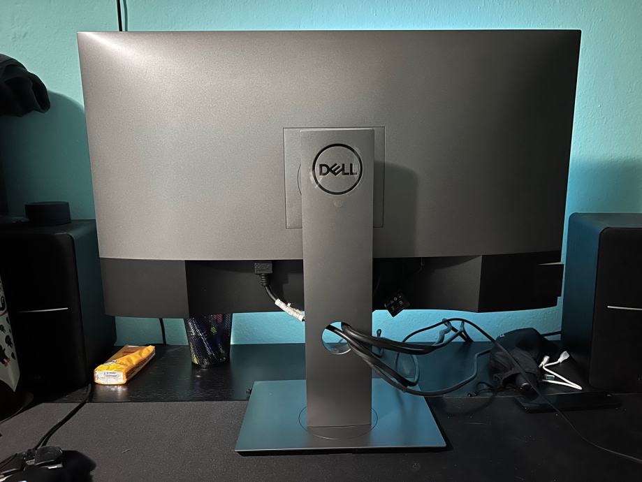 Monitor Dell U2720Q
