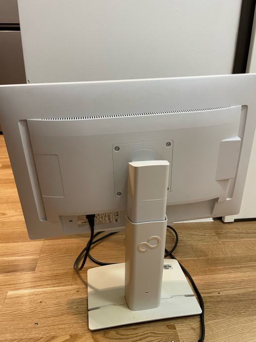 Monitor Fujitsu B22W-6, 22”