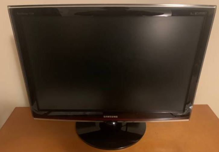 Samsung 24 Full HD – SyncMaster T240 monitor