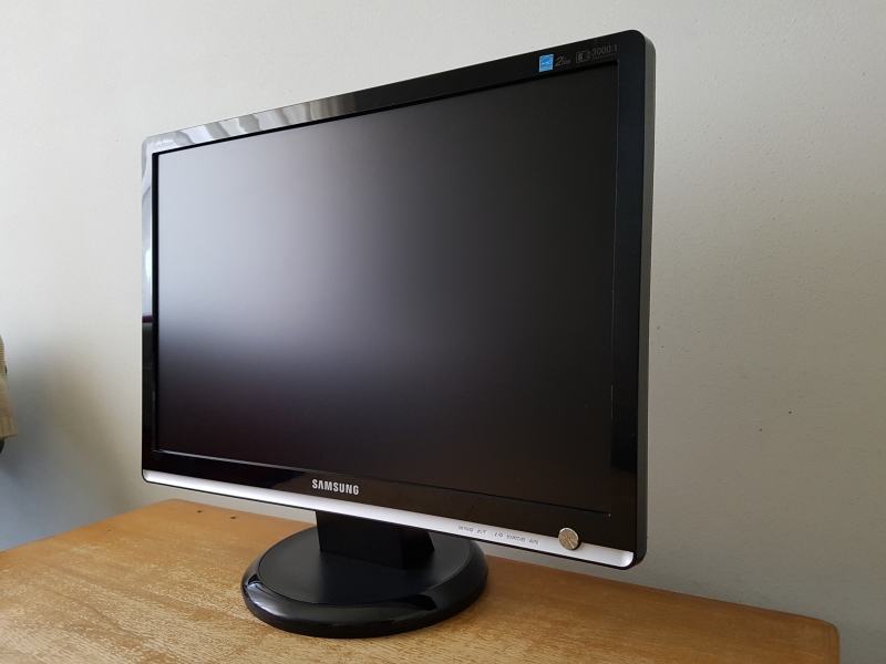 Samsung SyncMaster 226BW 22